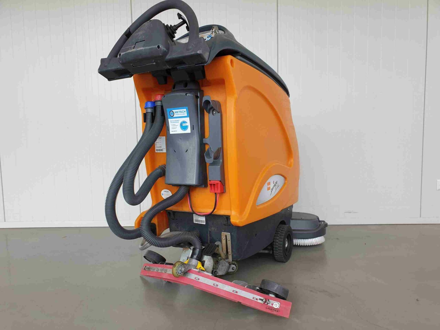 De Taski 1255B - Metech.nl Veegmachines en Schrobmachines